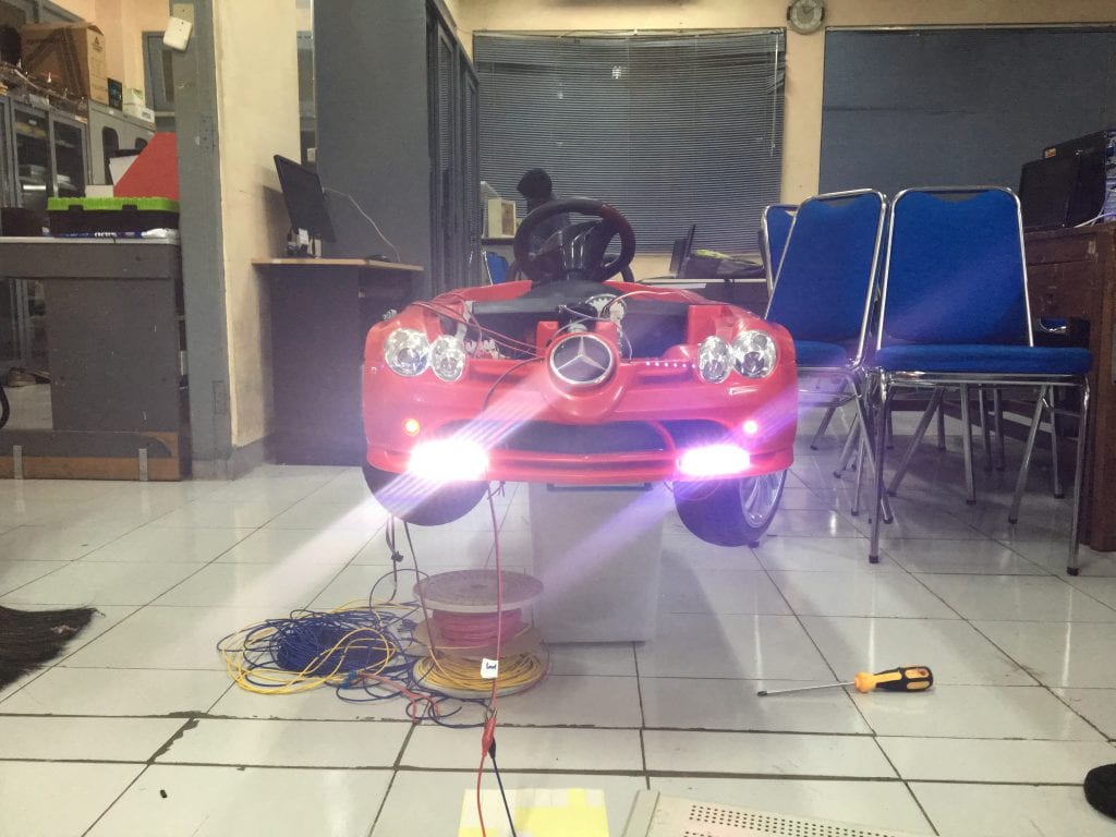 Autonomous Robot Mobil Karya Laboratorium Instrumentasi dan Kendali SV ...